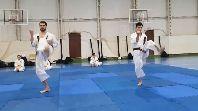 30-11-2025 組手、形、三日月クラブ