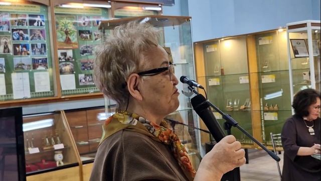 Жительница Момского улуса о подражании Нарияны Ренанто звукам тундры на хомусе 22.11.2025