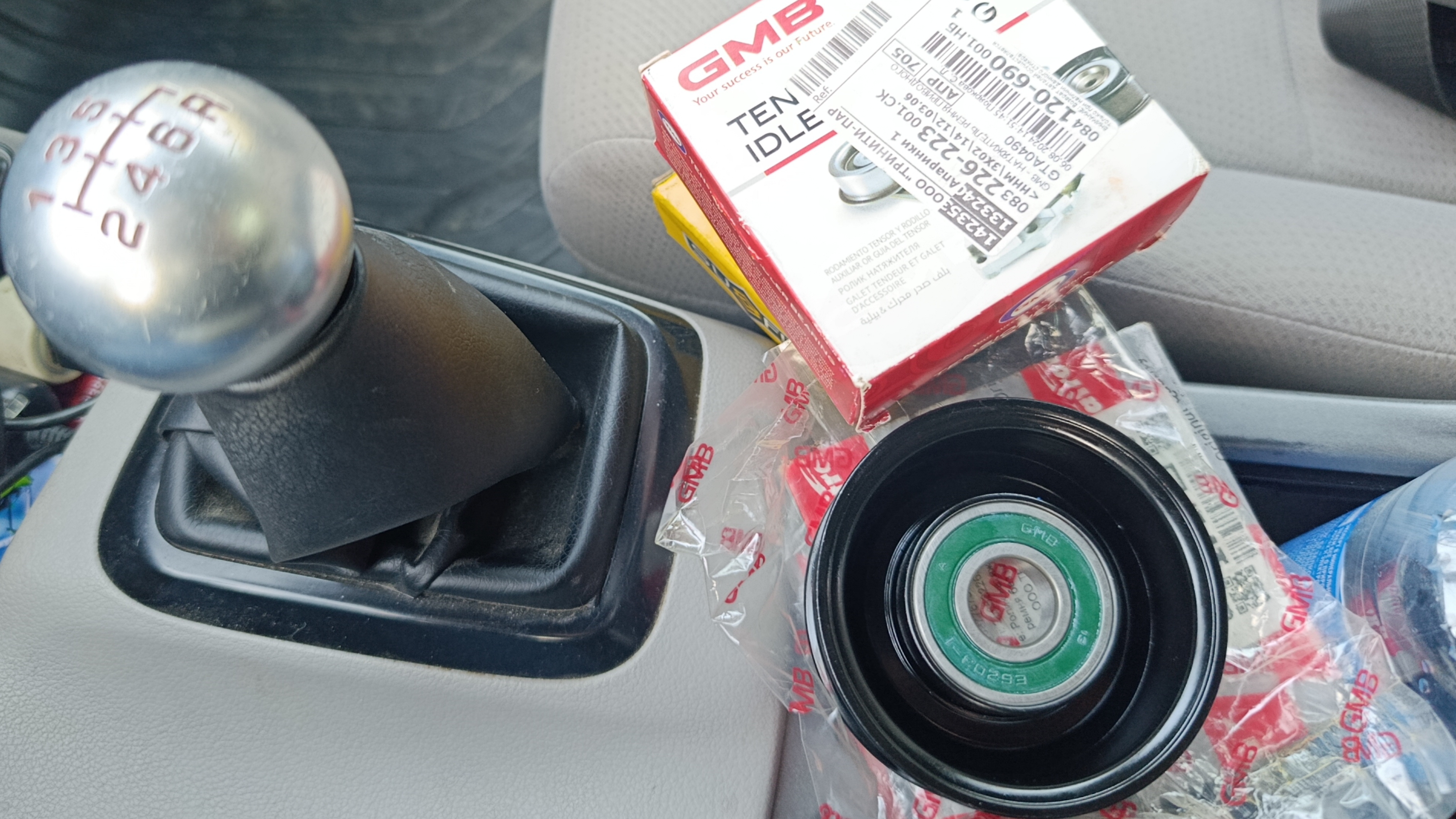 Honda Civic 9 замена обводного ролика