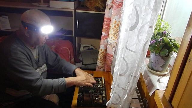 Усилитель ЛОМО без микросхем и ламп