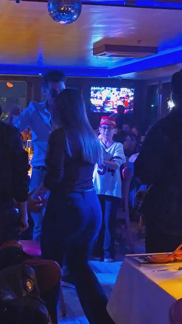 Вечеринка на Стамбульском судне