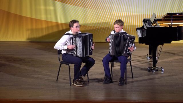 Л. Смеркалов "Подмосковный хоровод"