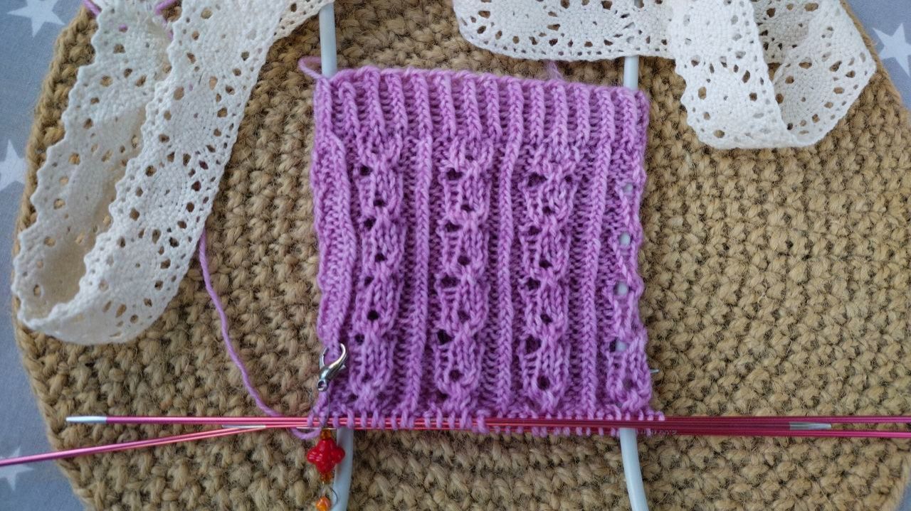 Узор для вязания носочков / просто вяжется, схема подробная.