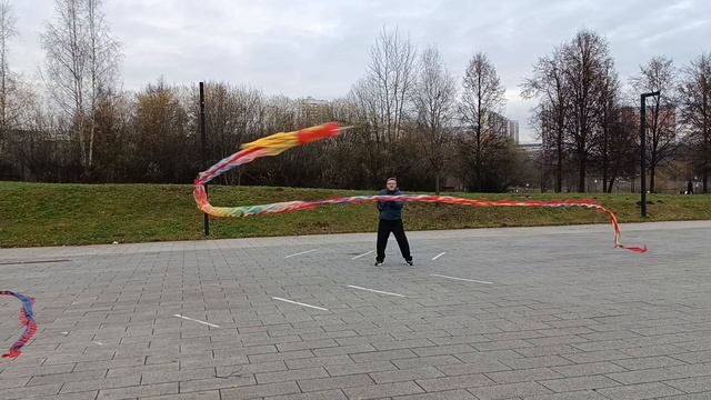 Разминка с 14-ти метровой лентой Дракона на телескопическом шесте