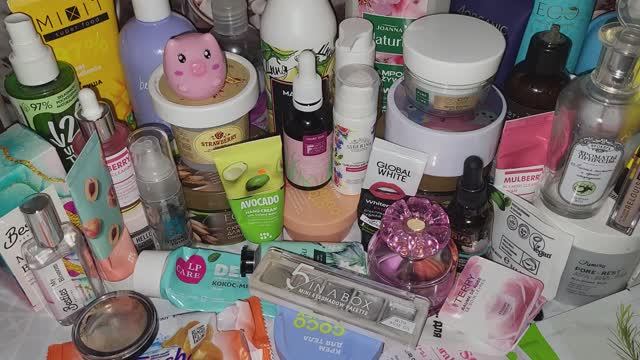 Пустые банки за ноябрь. Много всего.