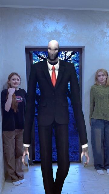 Сняли Слендермена на камеру!