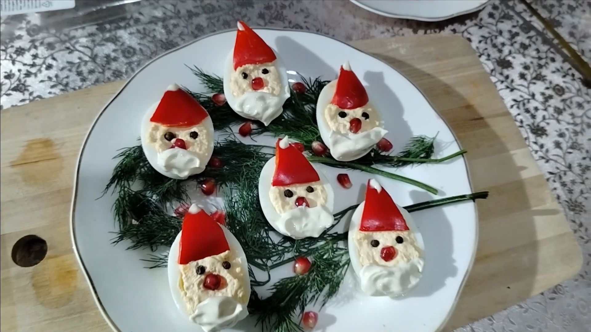 Весёлая Семейка 45 / НОВОГОДНЕЕ МЕНЮ - ВКУСНЕЙШАЯ ЗАКУСКА НА НОВОГОДНИЙ СТОЛ