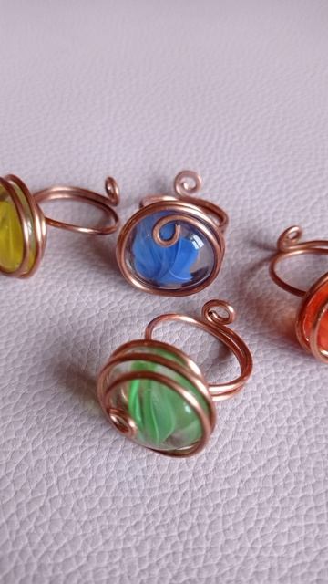 #shorts Кольца из медной проволоки с кристаллами и кабошонами лэмпворк. Мастер-класс на канале
