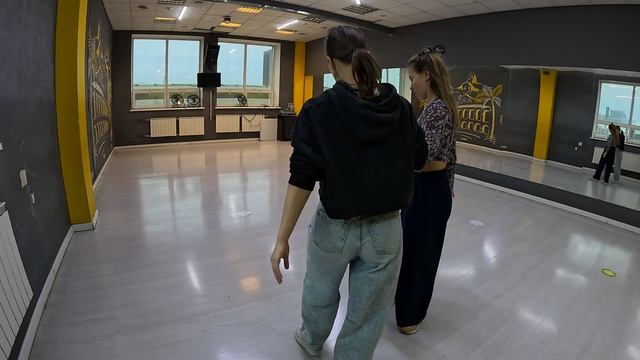 2025-12-01 Занятие 4 (1) ZOUK обучение, Father★STAR, GX011443