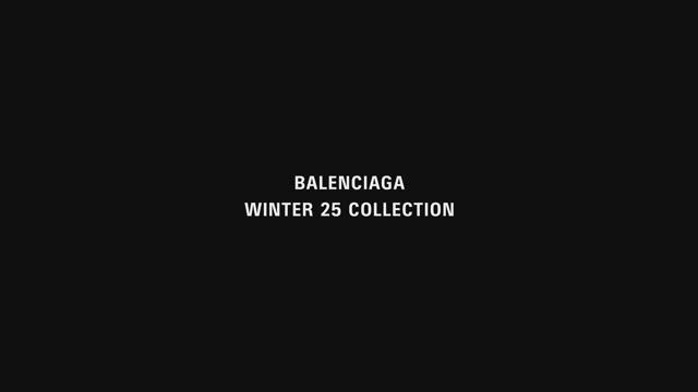 Показ коллекции Balenciaga осень-зима 2025-2026