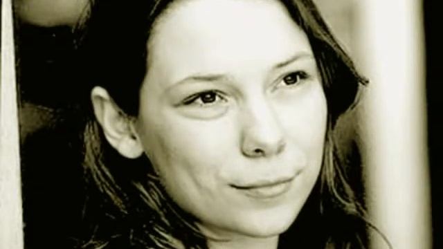 Эта женщина! Увижу и немею,  Lhasa De Sela