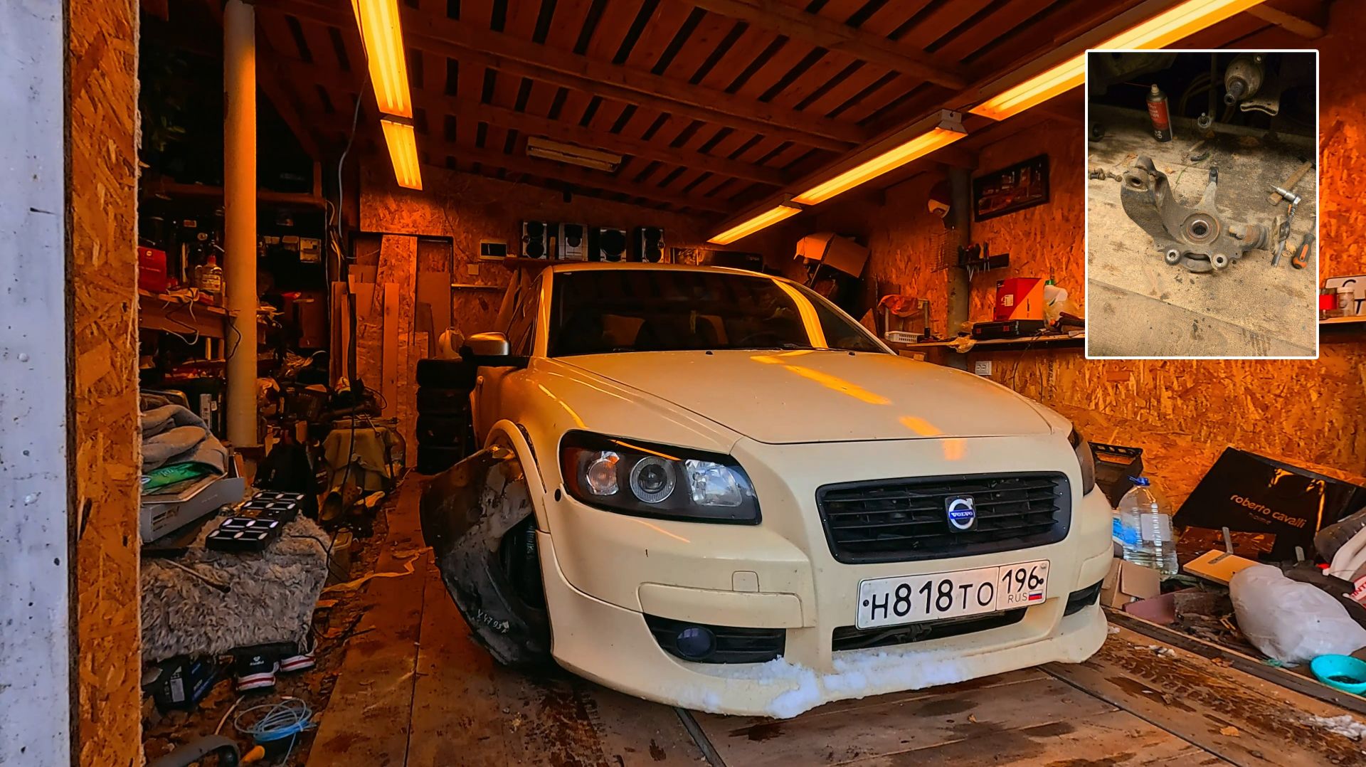 Порвал Вольво( Снятие переднего кулака для замены ступицы