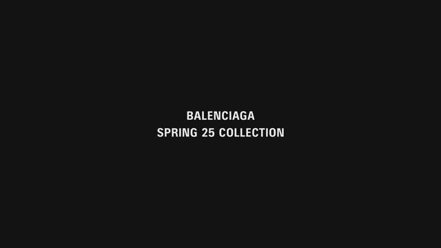 Показ коллекции Balenciaga Resort 2025