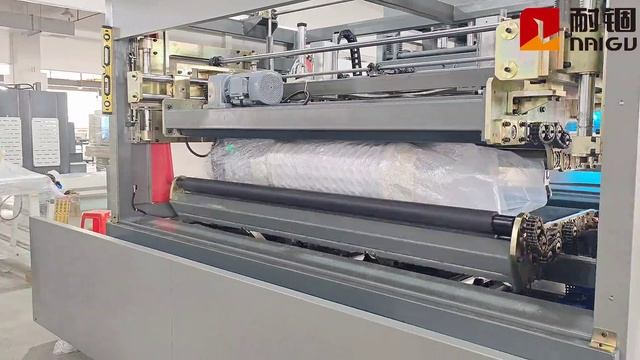 NG-41RL Упаковочный станок для бескаркасной мебели и матрасов