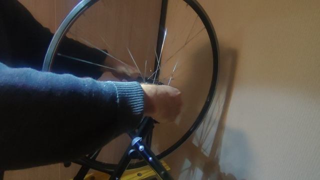 Станок для правки и сборки колес складной, совместим с колесами 16-29", черный, лого TOOPRE TL-027