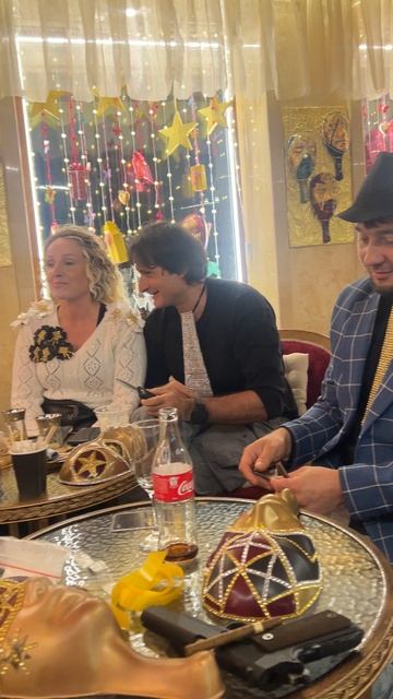 Жидкий тип. Цыка на мафии.