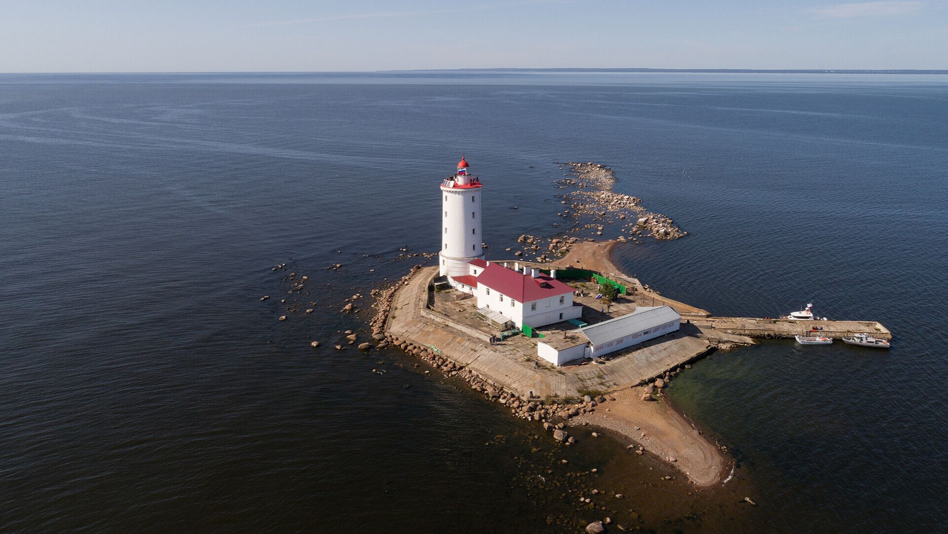 Полет на самолете Piper PA-28 Cherokee над фортами Кронштадта: Развлечения Агентства Экстрима АХАА