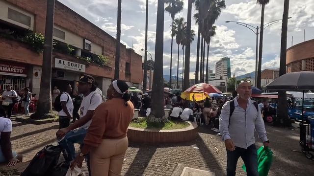 Без прикрас: Медельин: город красоты — Колумбия