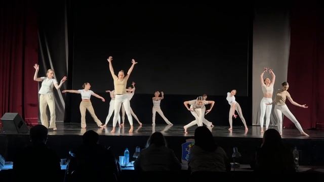 Современная хореография Выживший