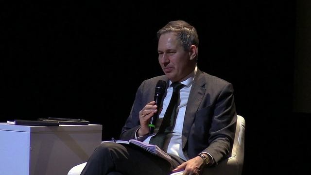 Александр Артамонов - IV городской форум Сургут безопасность 2025 1 из 3 (11 ноября 2025)