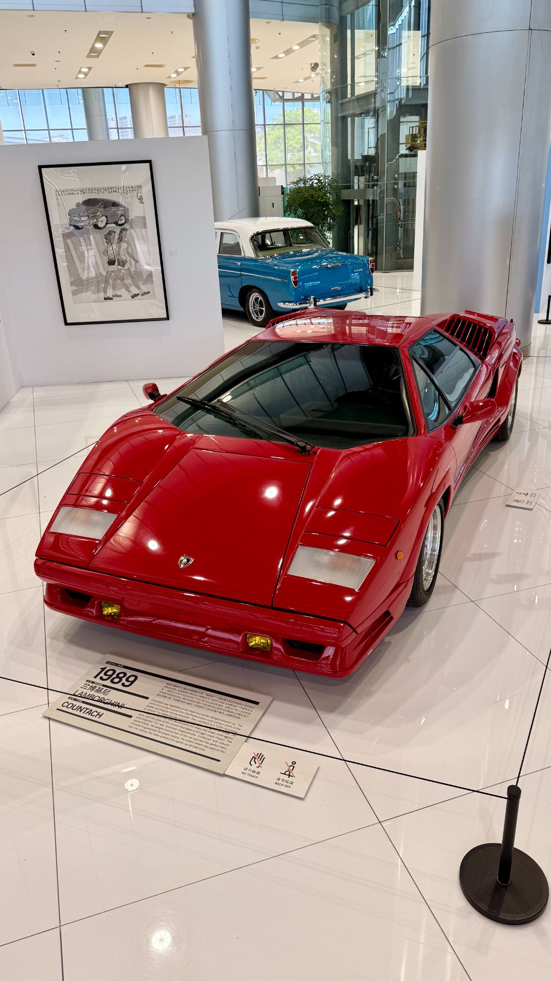 Свирепый LAMBORGHINI COUNTACH | икона стиля 1980-х