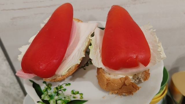 02-12-2025 деревенские бутерброды на ужин в деревне