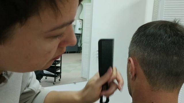 Мужская стрижка триммером Dykemann Barthaare GR-24