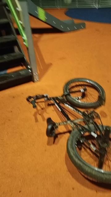 продолжение неуклюжий дед 4 серия