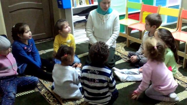 Уроки нашидов в детской студии "Маленькие загадки" (Москва)