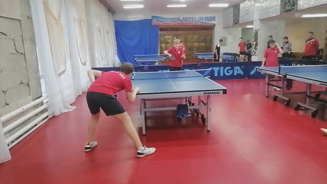 Карягин Матвей (ФНТР: 17. RTTF: 257) vs Суров Илья (RTTF: 170)