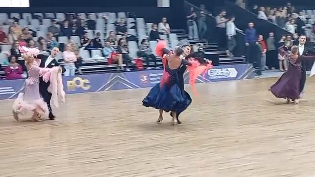 Спортивные бальные танцы. #сеньоры, #фокстрот.