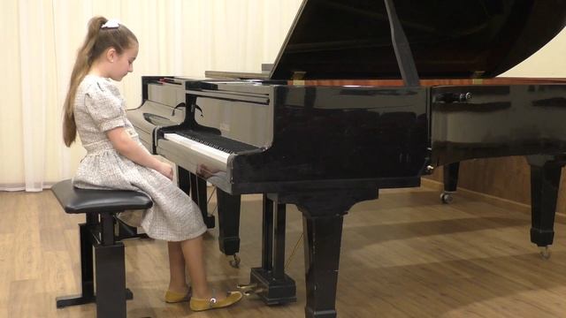 Берберян Лиана Георгиевна, возрастная группа 9-10 лет