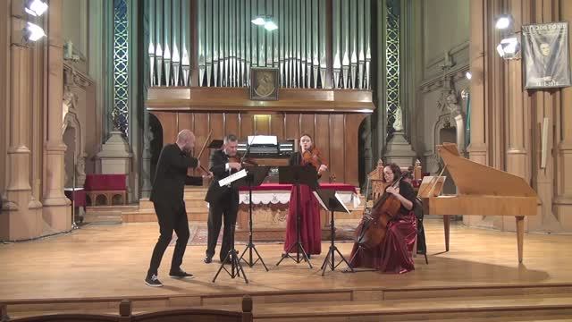 Вивальди. Кончерто гроссо ре-минор