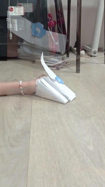 напиши в комментариях кто ты