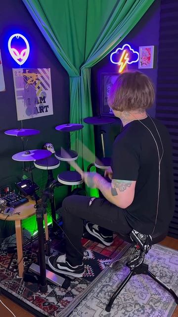 Татьяна Куртукова-Матушка Земля.Кавер Алекса Блэка #матушказемля #татьянакуртукова #барабанныйкавер