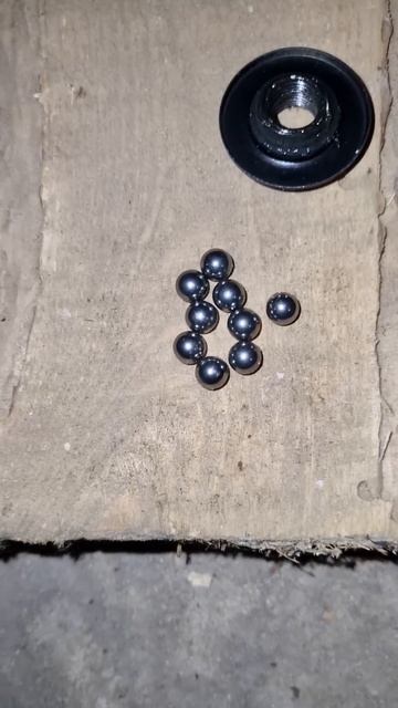 заменил смазку в переднем колесе на Kugoo Kirin v6, она там была, но сомнительного качества #kugoo