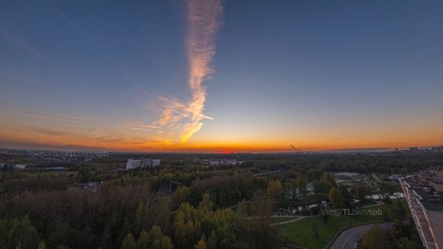 Закат в начале октября 2025.10.02 [2K | The Weeknd with Ariana Grande — Save Your Tears]