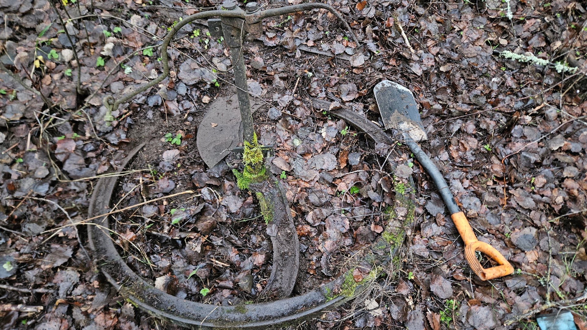 Нашёл РЕДЧАЙШИЙ механизм финской эпохи! Чудом не сдан на металлолом / Коп в Карелии