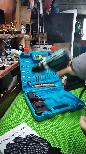 Аккумуляторный шуруповёрт