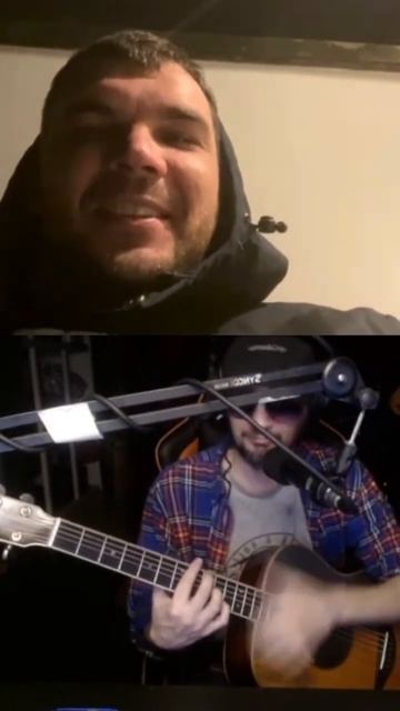 Гитарист удивил зрителя в чат-рулетке!