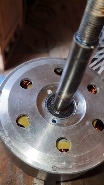 разбор редукторного мотор-колеса электровелосипеда,  сборка ротора и статора мотор-колеса. часть 8