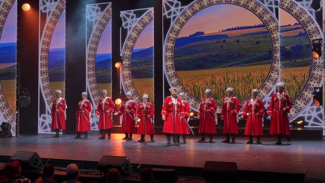 Ансамбль Колос. Казачий круг 2025. 4К(UHD).