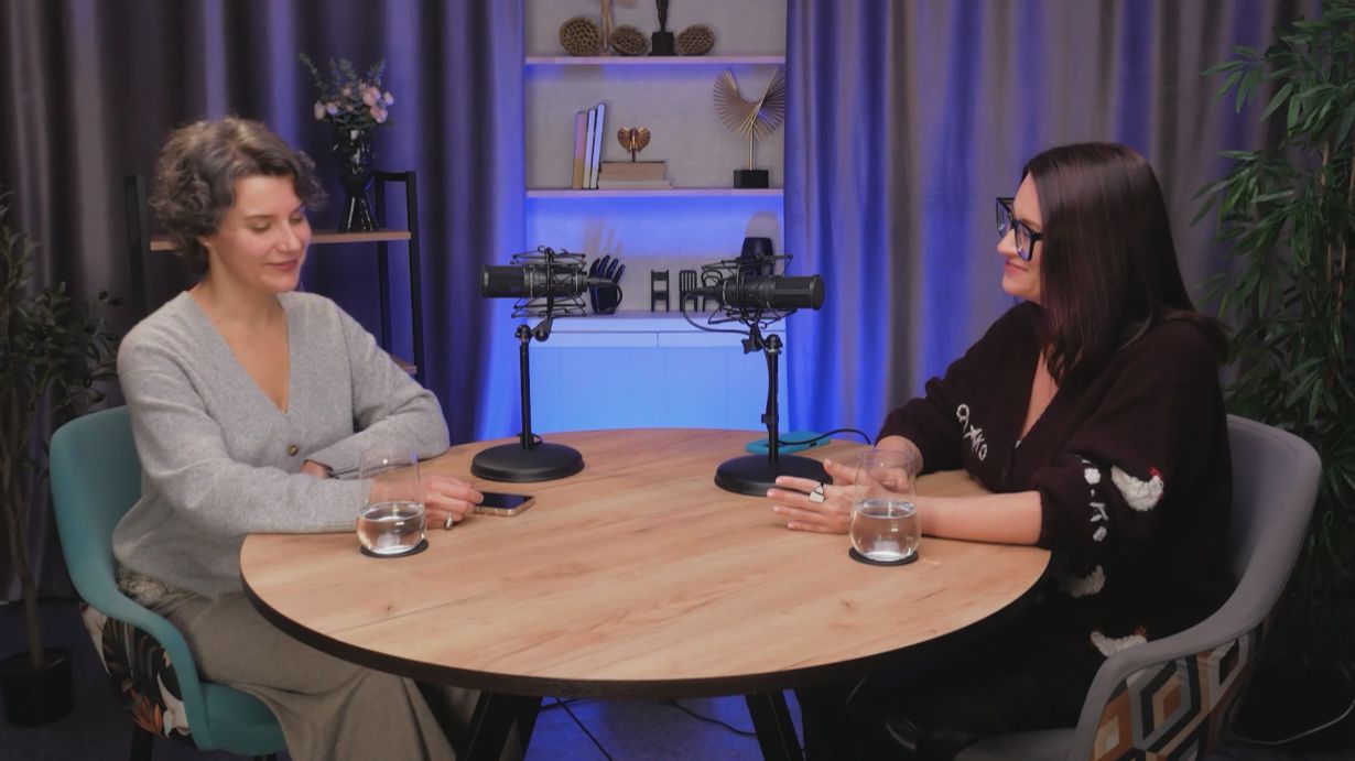 Как развивать бизнес и оставаться живым человеком. Подкаст с Анной Калинджи