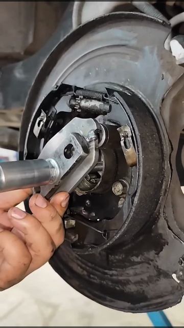 Замена подшипника полуоси.