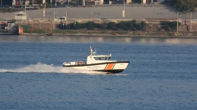 куда спешит?