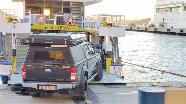 паром грузопассажирский