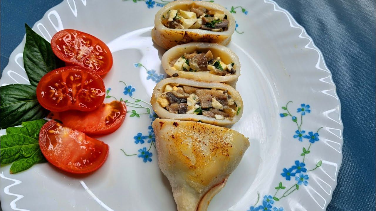 НА НОВЫЙ ГОД ФАРШИРОВАННЫЙ КАЛЬМАР. ПРОСТО И ОЧЕНЬ ВКУСНО.