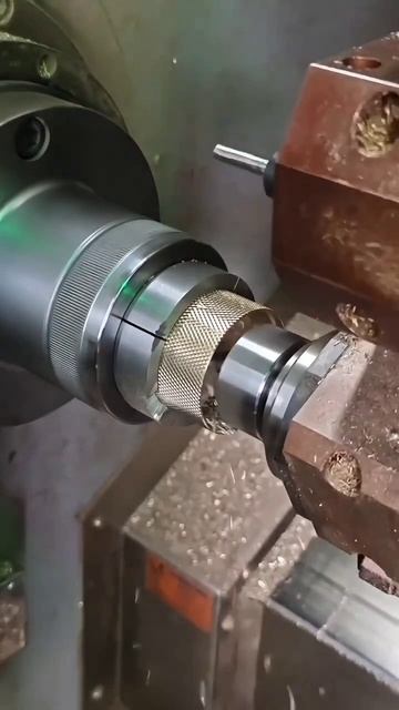 Изготовление крышки для интерферометра из латуни. Токарно-фрезерные работы на ЧПУ #латунь