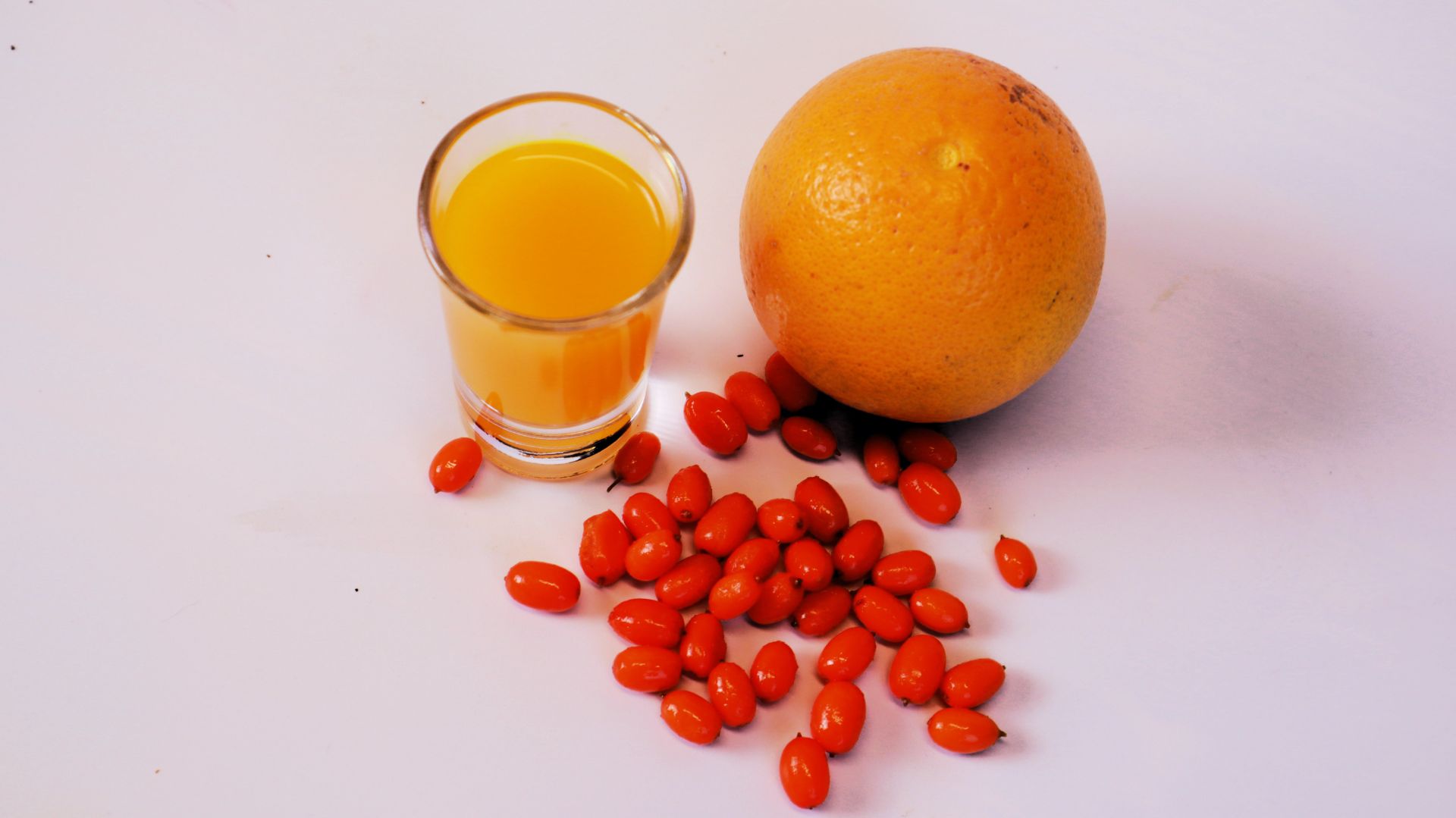 Бомбическая настойка солнечная облепиха. Облепиховая настойка на самогоне