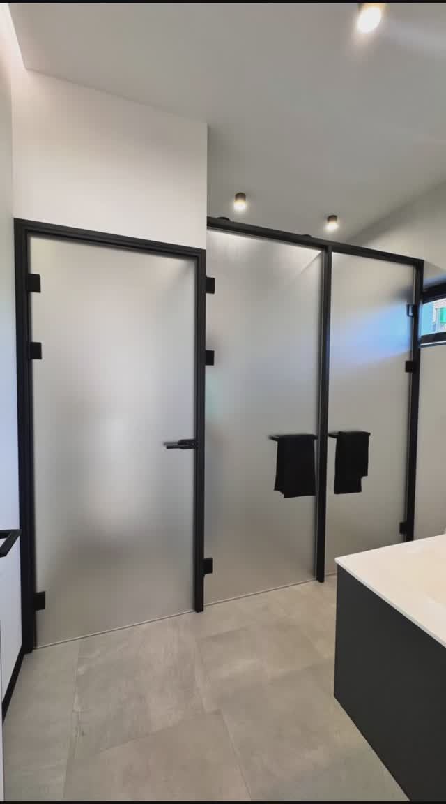 Коттедж в пос. Волчиха душевые перегородки